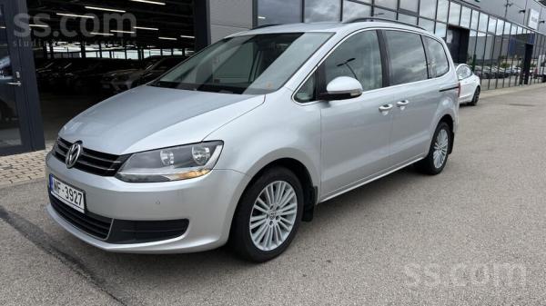 Grey Volkswagen Sharan 2011 in Riga, with an engine capacity of 2.00 L and mileage of 327 thousand km for 3700 €, photo 1 on AUTOMOTO.COM.LV
