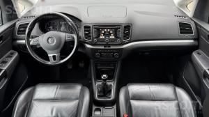 Pelēks Volkswagen Sharan 2011 Rīga, ar dzinēja tilpumu 2.00 L un nobraukumu 327 tūkst. km par 3700 €, foto 17 vietnē AUTOMOTO.COM.LV