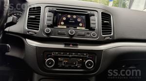Pelēks Volkswagen Sharan 2011 Rīga, ar dzinēja tilpumu 2.00 L un nobraukumu 327 tūkst. km par 3700 €, foto 21 vietnē AUTOMOTO.COM.LV