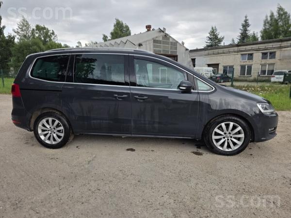Pelēks Volkswagen Sharan 2011 Ogre, ar dzinēja tilpumu 2.00 L un nobraukumu 0 tūkst. km par 5700 €, foto 3 vietnē AUTOMOTO.COM.LV