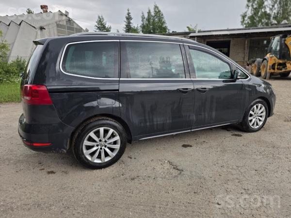 Pelēks Volkswagen Sharan 2011 Ogre, ar dzinēja tilpumu 2.00 L un nobraukumu 0 tūkst. km par 5700 €, foto 4 vietnē AUTOMOTO.COM.LV