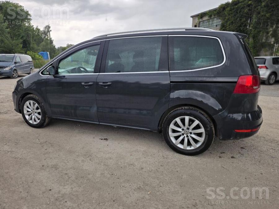Grey Volkswagen Sharan 2011 in Ogre, with an engine capacity of 2.00 L and mileage of 0 thousand km for 5700 €, photo 8 on AUTOMOTO.COM.LV