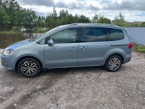 Grey Volkswagen Sharan 2011 in Jurbarkas, with an engine capacity of 1.40 L and mileage of 187 thousand km for 4999 €, photo 5 on AUTOMOTO.COM.LV