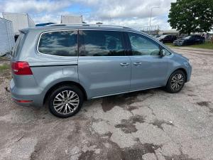 Grey Volkswagen Sharan 2011 in Jurbarkas, with an engine capacity of 1.40 L and mileage of 187 thousand km for 4999 €, photo 6 on AUTOMOTO.COM.LV