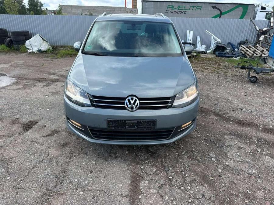 Grey Volkswagen Sharan 2011 in Jurbarkas, with an engine capacity of 1.40 L and mileage of 187 thousand km for 4999 €, photo 10 on AUTOMOTO.COM.LV