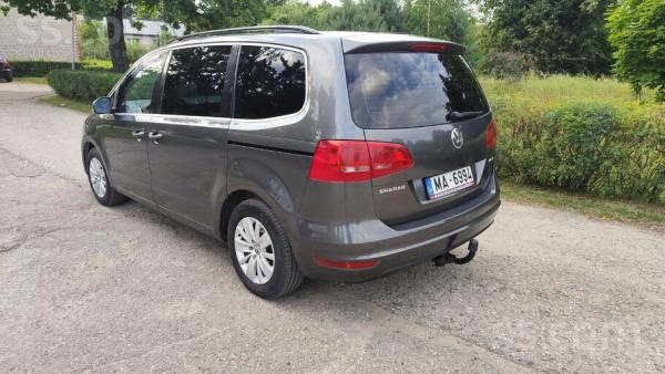 Pelēks Volkswagen Sharan 2011 Madona, ar dzinēja tilpumu 2.00 L un nobraukumu 380 tūkst. km par 6200 €, foto 3 vietnē AUTOMOTO.COM.LV