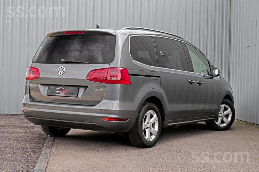Grey Volkswagen Sharan 2011 in Ogre, with an engine capacity of 2.00 L and mileage of 226 thousand km for 8900 €, photo 4 on AUTOMOTO.COM.LV