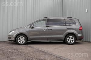 Grey Volkswagen Sharan 2011 in Ogre, with an engine capacity of 2.00 L and mileage of 226 thousand km for 8900 €, photo 6 on AUTOMOTO.COM.LV
