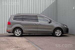 Grey Volkswagen Sharan 2011 in Ogre, with an engine capacity of 2.00 L and mileage of 226 thousand km for 8900 €, photo 7 on AUTOMOTO.COM.LV