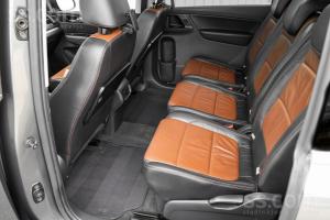 Grey Volkswagen Sharan 2011 in Ogre, with an engine capacity of 2.00 L and mileage of 226 thousand km for 8900 €, photo 10 on AUTOMOTO.COM.LV