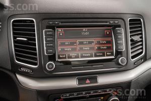 Grey Volkswagen Sharan 2011 in Ogre, with an engine capacity of 2.00 L and mileage of 226 thousand km for 8900 €, photo 14 on AUTOMOTO.COM.LV