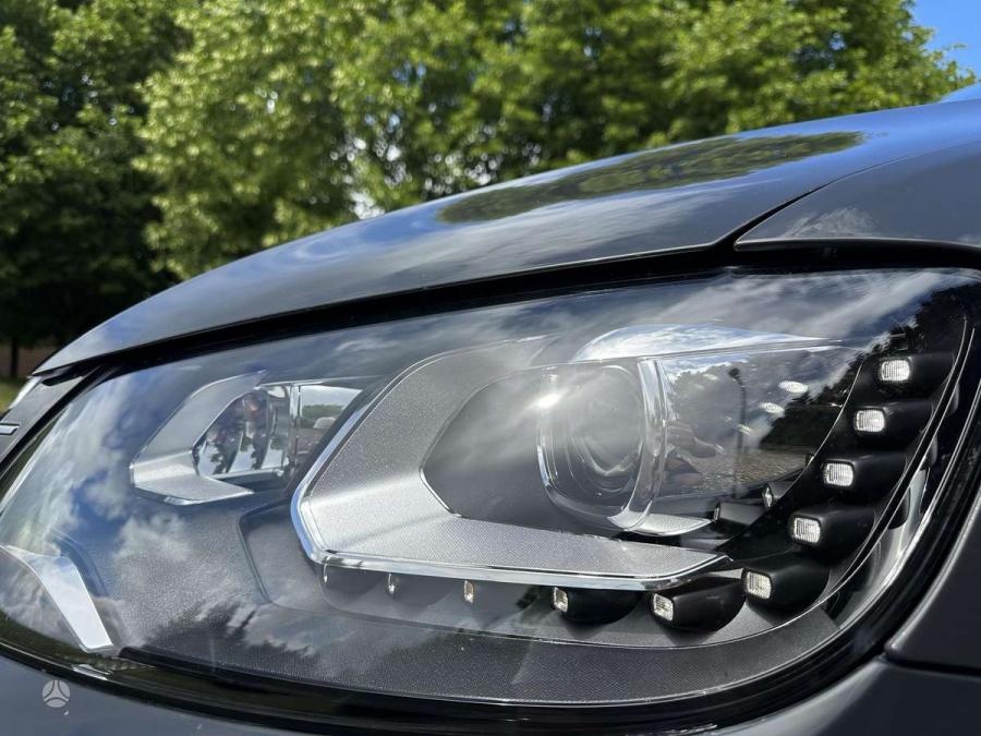 Grey Volkswagen Sharan 2011 in Kaisiadorys, with an engine capacity of 1.97 L and mileage of 284 thousand km for 6150 €, photo 11 on AUTOMOTO.COM.LV