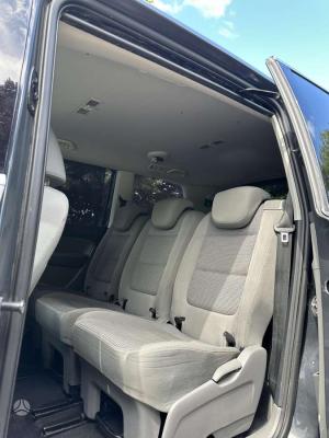 Grey Volkswagen Sharan 2011 in Kaisiadorys, with an engine capacity of 1.97 L and mileage of 284 thousand km for 6150 €, photo 14 on AUTOMOTO.COM.LV