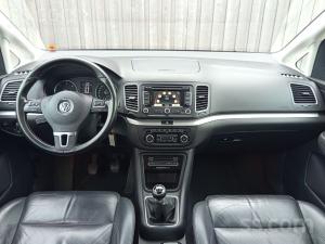 Grey Volkswagen Sharan 2011 in Tukums, with an engine capacity of 2.00 L and mileage of 327 thousand km for 5990 €, photo 6 on AUTOMOTO.COM.LV