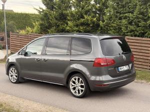 Pelēks Volkswagen Sharan 2011 Viļņa, ar dzinēja tilpumu 1.97 L un nobraukumu 289 tūkst. km par 3999 €, foto 3 vietnē AUTOMOTO.COM.LV