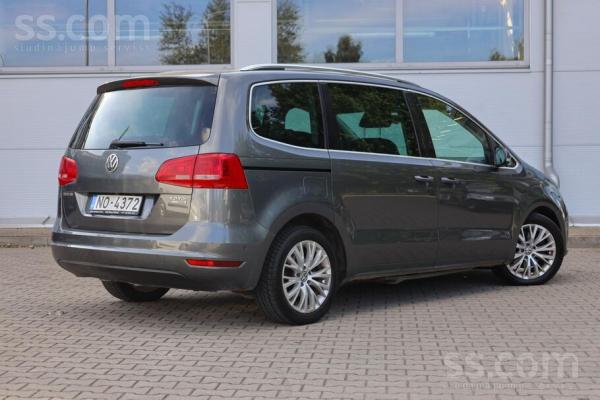 Grey Volkswagen Sharan 2011 in Riga, with an engine capacity of 2.00 L and mileage of 225 thousand km for 6595 €, photo 8 on AUTOMOTO.COM.LV