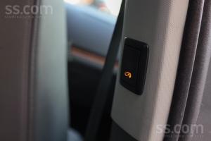 Grey Volkswagen Sharan 2011 in Riga, with an engine capacity of 2.00 L and mileage of 225 thousand km for 6595 €, photo 17 on AUTOMOTO.COM.LV