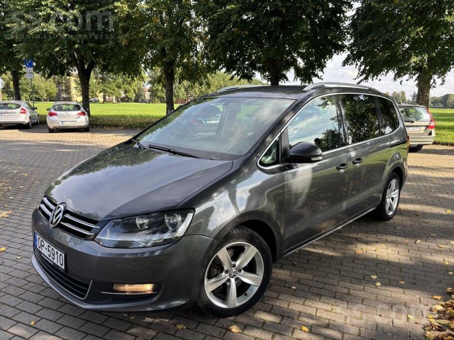Pelēks Volkswagen Sharan 2011 Valmiera, ar dzinēja tilpumu 2.00 L un nobraukumu 516 tūkst. km par 4400 €, foto 3 vietnē AUTOMOTO.COM.LV