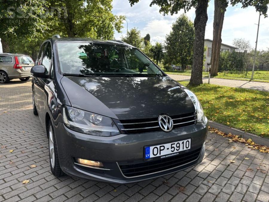 Pelēks Volkswagen Sharan 2011 Valmiera, ar dzinēja tilpumu 2.00 L un nobraukumu 516 tūkst. km par 4400 €, foto 6 vietnē AUTOMOTO.COM.LV