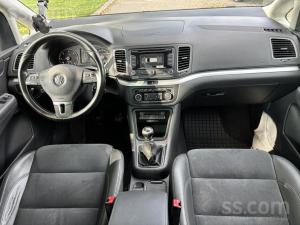 Pelēks Volkswagen Sharan 2011 Valmiera, ar dzinēja tilpumu 2.00 L un nobraukumu 516 tūkst. km par 4400 €, foto 14 vietnē AUTOMOTO.COM.LV