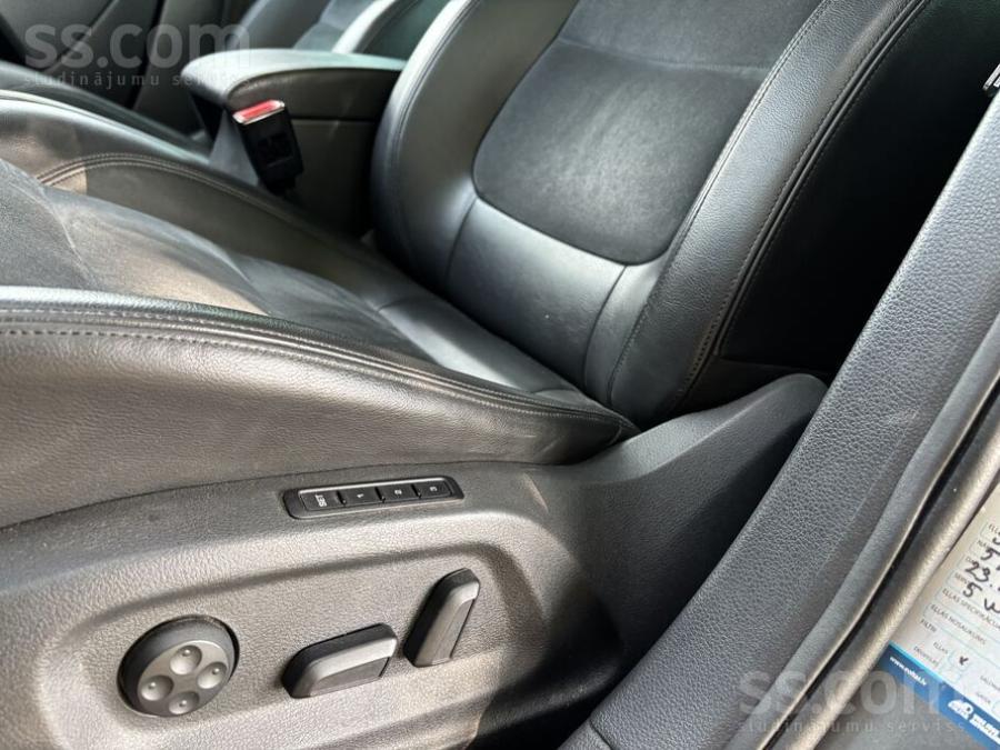 Pelēks Volkswagen Sharan 2011 Valmiera, ar dzinēja tilpumu 2.00 L un nobraukumu 516 tūkst. km par 4400 €, foto 19 vietnē AUTOMOTO.COM.LV