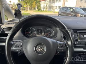 Pelēks Volkswagen Sharan 2011 Valmiera, ar dzinēja tilpumu 2.00 L un nobraukumu 516 tūkst. km par 4400 €, foto 28 vietnē AUTOMOTO.COM.LV