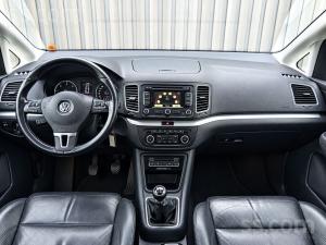 Pelēks Volkswagen Sharan 2011 Tukums, ar dzinēja tilpumu 2.00 L un nobraukumu 327 tūkst. km par 6290 €, foto 8 vietnē AUTOMOTO.COM.LV
