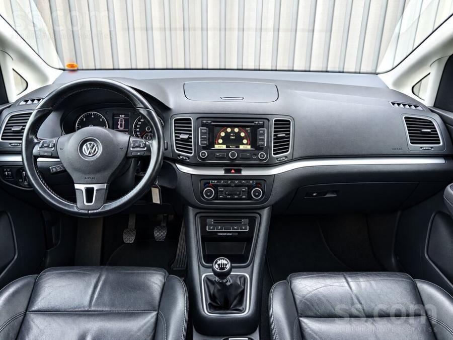 Pelēks Volkswagen Sharan 2011 Tukums, ar dzinēja tilpumu 2.00 L un nobraukumu 327 tūkst. km par 6290 €, foto 8 vietnē AUTOMOTO.COM.LV
