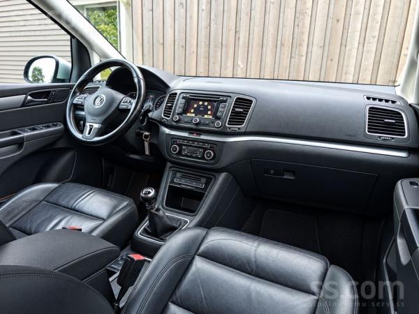 Volkswagen Sharan 2011 Tukums vietnÄ PelÄks Volkswagen Sharan 2011 Tukums, ar dzinÄja tilpumu 2.00 L un nobraukumu 327 tÅ«kst. km par 6290 ā¬, foto 9 vietnÄ AUTOMOTO.COM.LV