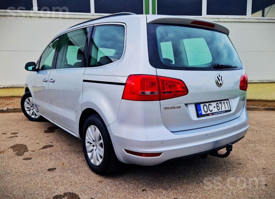 Pelēks Volkswagen Sharan 2012 Tukums, ar dzinēja tilpumu 2.00 L un nobraukumu 238 tūkst. km par 8300 €, foto 3 vietnē AUTOMOTO.COM.LV