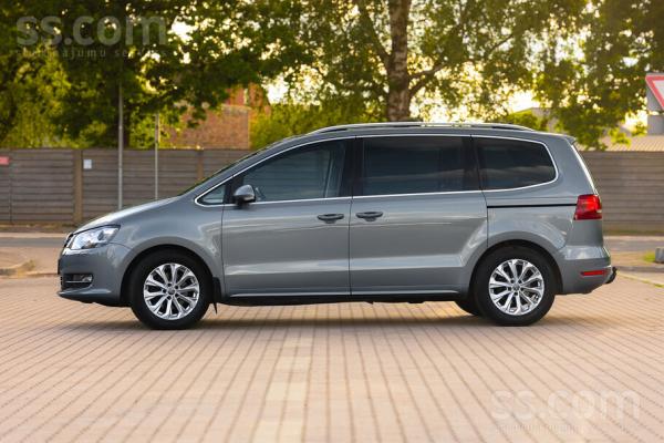 Grey Volkswagen Sharan 2012 in Jelgava, with an engine capacity of 2.00 L and mileage of 237 thousand km for 9500 €, photo 4 on AUTOMOTO.COM.LV