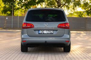 Grey Volkswagen Sharan 2012 in Jelgava, with an engine capacity of 2.00 L and mileage of 237 thousand km for 9500 €, photo 6 on AUTOMOTO.COM.LV
