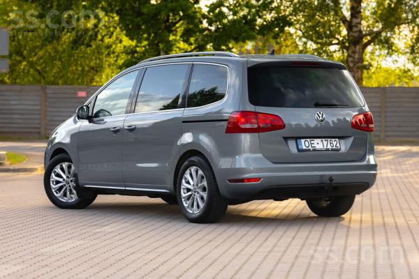 Grey Volkswagen Sharan 2012 in Jelgava, with an engine capacity of 2.00 L and mileage of 237 thousand km for 9500 €, photo 7 on AUTOMOTO.COM.LV