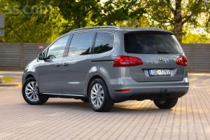 Grey Volkswagen Sharan 2012 in Jelgava, with an engine capacity of 2.00 L and mileage of 237 thousand km for 9500 €, photo 7 on AUTOMOTO.COM.LV