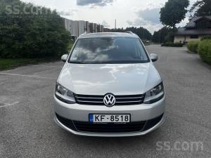 Pelēks Volkswagen Sharan 2012 Jelgava, ar dzinēja tilpumu 2.00 L un nobraukumu 383 tūkst. km par 17800 €, foto 2 vietnē AUTOMOTO.COM.LV