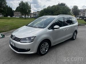 Pelēks Volkswagen Sharan 2012 Jelgava, ar dzinēja tilpumu 2.00 L un nobraukumu 383 tūkst. km par 17800 €, foto 3 vietnē AUTOMOTO.COM.LV