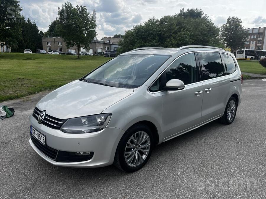Pelēks Volkswagen Sharan 2012 Jelgava, ar dzinēja tilpumu 2.00 L un nobraukumu 383 tūkst. km par 17800 €, foto 3 vietnē AUTOMOTO.COM.LV