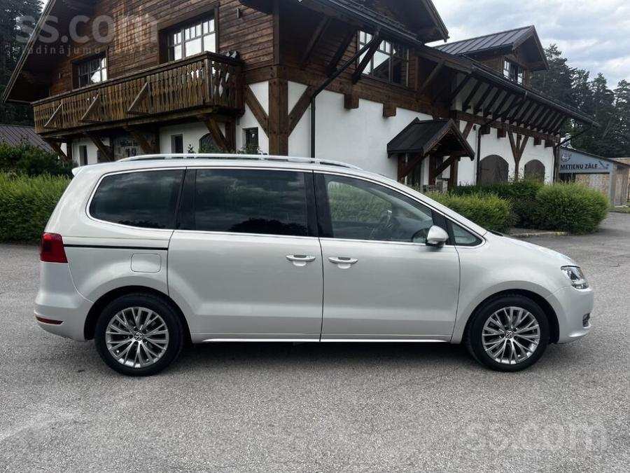 Pelēks Volkswagen Sharan 2012 Jelgava, ar dzinēja tilpumu 2.00 L un nobraukumu 383 tūkst. km par 17800 €, foto 8 vietnē AUTOMOTO.COM.LV