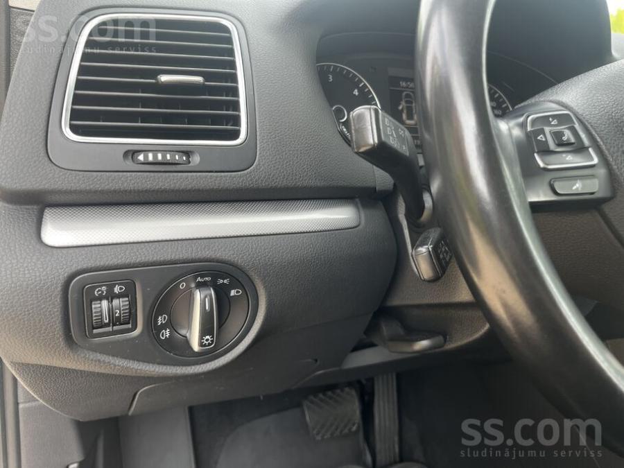 Pelēks Volkswagen Sharan 2012 Jelgava, ar dzinēja tilpumu 2.00 L un nobraukumu 383 tūkst. km par 17800 €, foto 21 vietnē AUTOMOTO.COM.LV