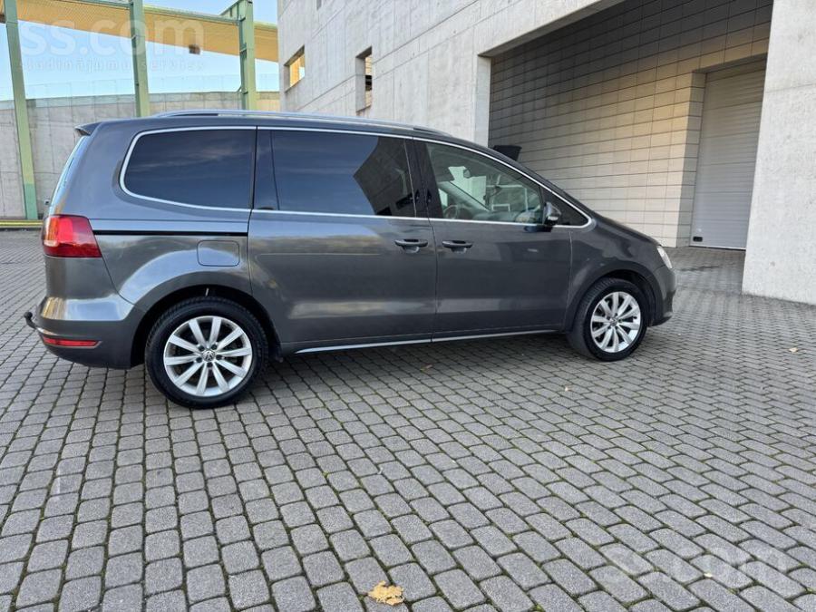 Grey Volkswagen Sharan 2012 in Jelgava, with an engine capacity of 2.00 L and mileage of 0 thousand km for 10150 €, photo 9 on AUTOMOTO.COM.LV