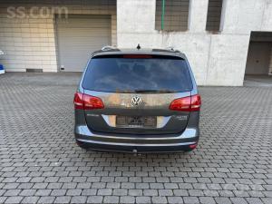 Grey Volkswagen Sharan 2012 in Jelgava, with an engine capacity of 2.00 L and mileage of 0 thousand km for 10150 €, photo 12 on AUTOMOTO.COM.LV
