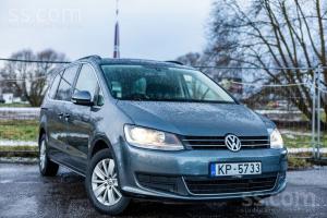 Grey Volkswagen Sharan 2012 in Riga, with an engine capacity of 2.00 L and mileage of 304 thousand km for 7790 €, photo 2 on AUTOMOTO.COM.LV