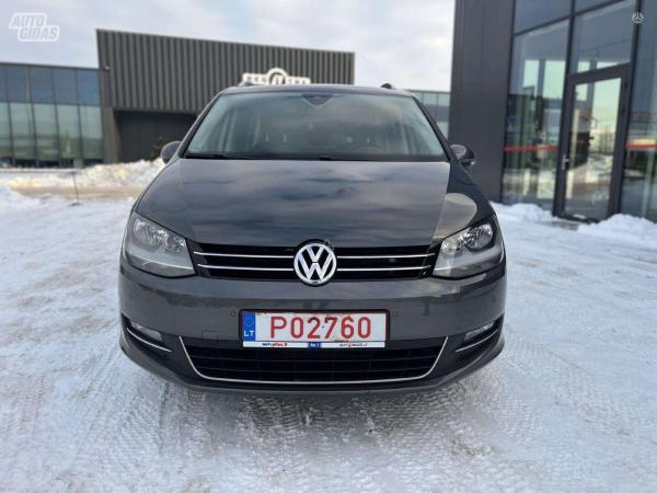 Pelēks Volkswagen Sharan 2012 Šauļi, ar dzinēja tilpumu 2.00 L un nobraukumu 227 tūkst. km par 8900 €, foto 3 vietnē AUTOMOTO.COM.LV