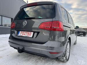 Grey Volkswagen Sharan 2012 in Siauliai, with an engine capacity of 2.00 L and mileage of 227 thousand km for 8900 €, photo 9 on AUTOMOTO.COM.LV