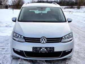 Grey Volkswagen Sharan 2012 in Vilnius, with an engine capacity of 2.00 L and mileage of 292 thousand km for 6800 €, photo 2 on AUTOMOTO.COM.LV