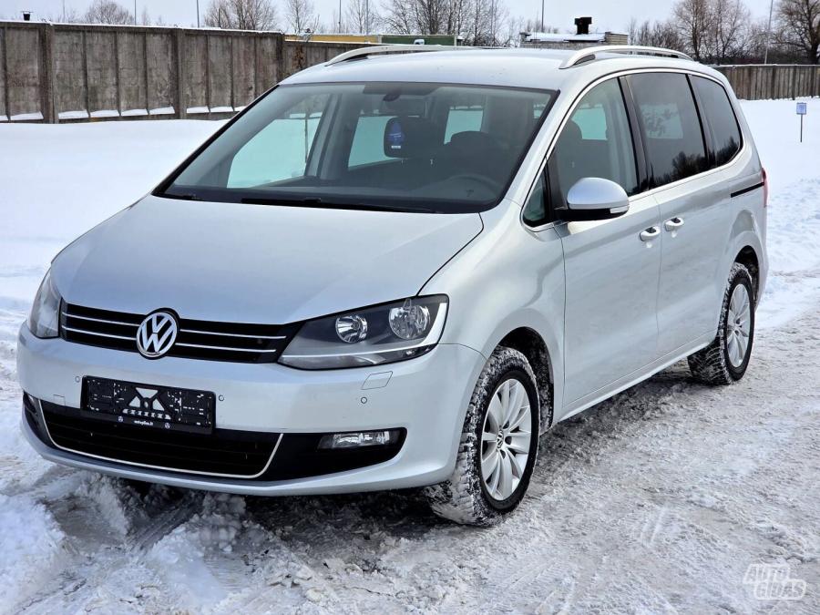 Grey Volkswagen Sharan 2012 in Vilnius, with an engine capacity of 2.00 L and mileage of 292 thousand km for 6800 €, photo 3 on AUTOMOTO.COM.LV
