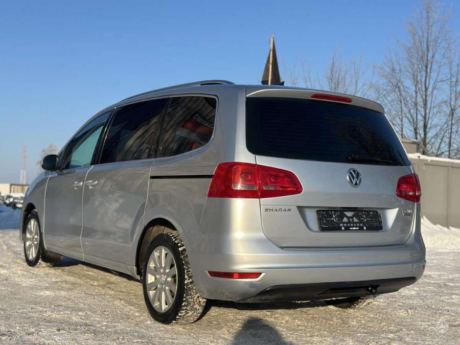 Pelēks Volkswagen Sharan 2012 Šauļi, ar dzinēja tilpumu 1.97 L un nobraukumu 268 tūkst. km par 7450 €, foto 9 vietnē AUTOMOTO.COM.LV