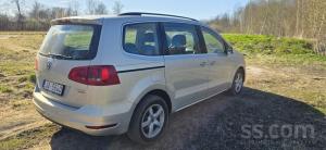 Grey Volkswagen Sharan 2012 in Kuldiga, with an engine capacity of 2.00 L and mileage of 354 thousand km for 4899 €, photo 8 on AUTOMOTO.COM.LV