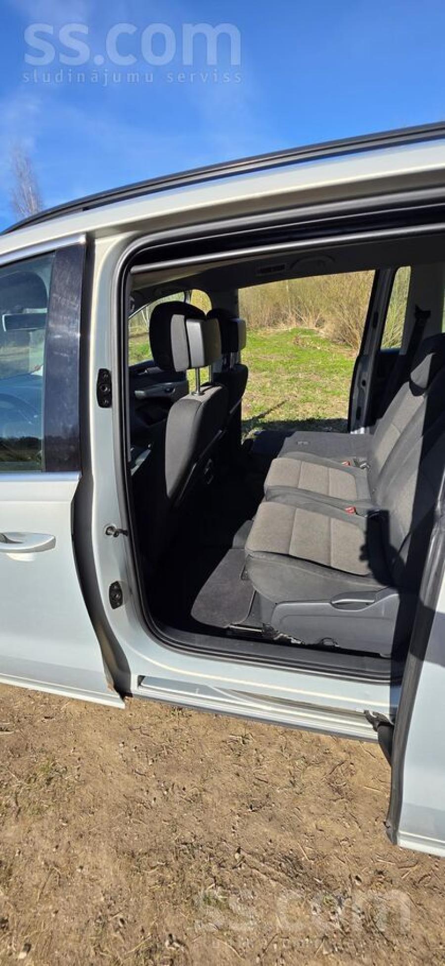 Grey Volkswagen Sharan 2012 in Kuldiga, with an engine capacity of 2.00 L and mileage of 354 thousand km for 4899 €, photo 16 on AUTOMOTO.COM.LV