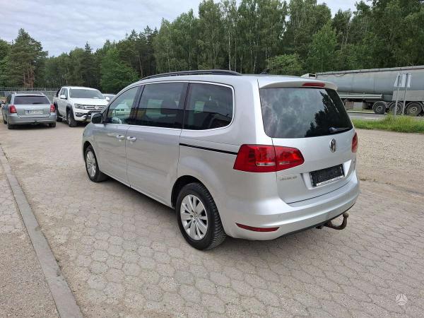 Pelēks Volkswagen Sharan 2012 Radviliškis, ar dzinēja tilpumu 2.00 L un nobraukumu 224 tūkst. km par 6900 €, foto 4 vietnē AUTOMOTO.COM.LV